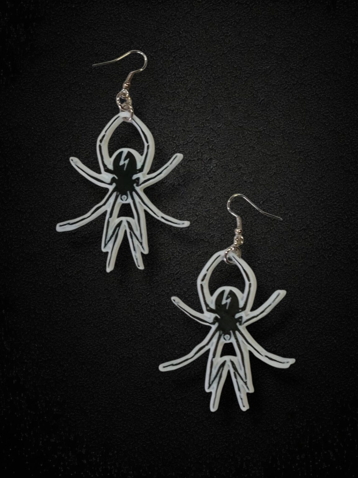Aros MCR Danger days blanco y negro – Tienda Macabra – Alternative Style