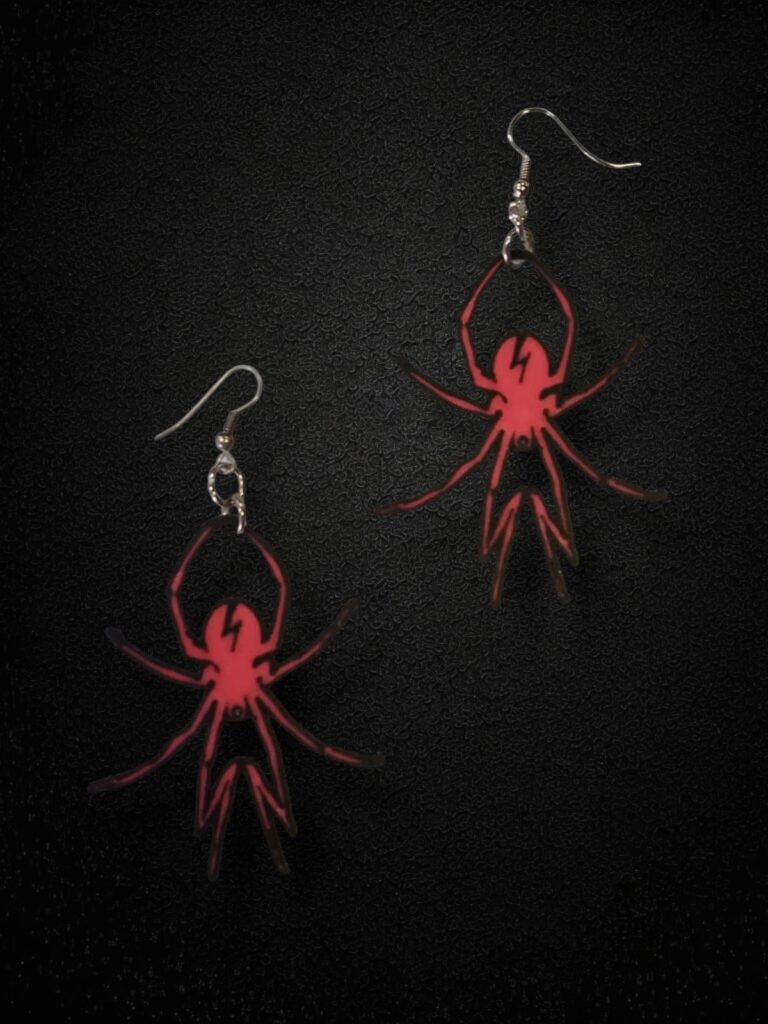 Aros MCR Danger days negro y rojo – Tienda Macabra – Alternative Style